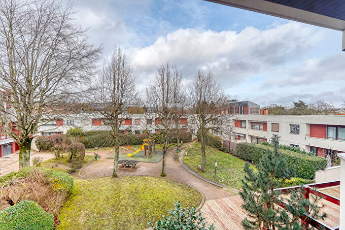 Appartement à vendre - Guyancourt, Le Parc, Les Saules - 5 pièces - 4 chambres