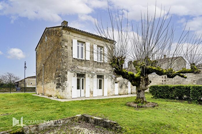 Appartement à louer - Berson - 4 pièces - 3 chambres