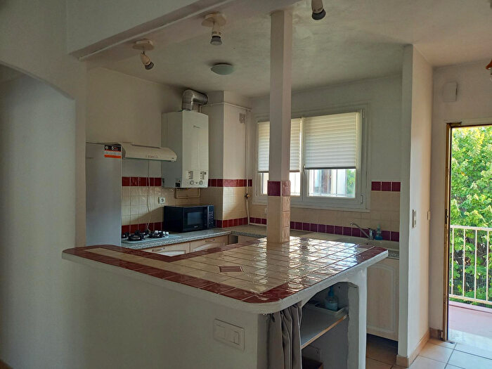 Appartement à louer - Toulon, Brunet - 2 pièces - 1 chambre