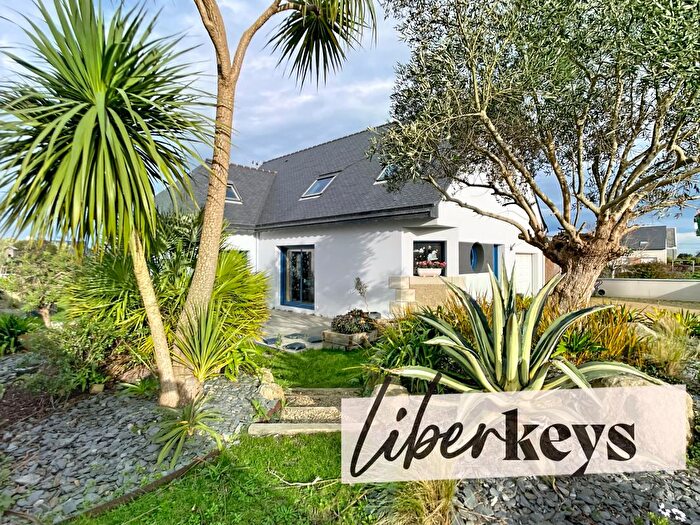 Maison à vendre - Trévou-Tréguignec - 6 pièces - 4 chambres