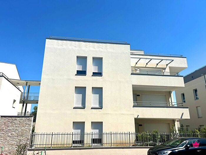 Pusignan - Appartement 1 pièce à louer