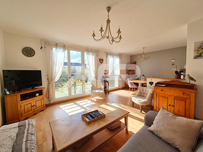 Chatou, Nord - Appartement 5 pièces à vendre