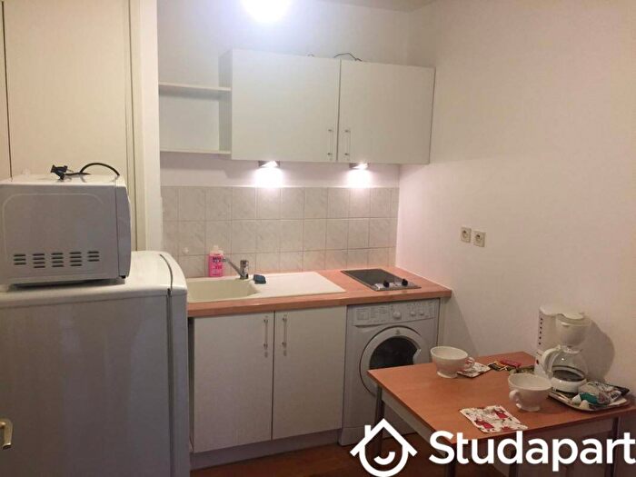 Appartement à louer - Koenigshoffen Est, Strasbourg - 1 pièce