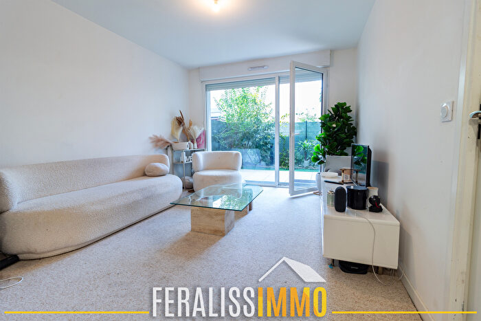 Appartement à vendre - Cergy, Les Hauts-de-Cergy - 2 pièces - 1 chambre