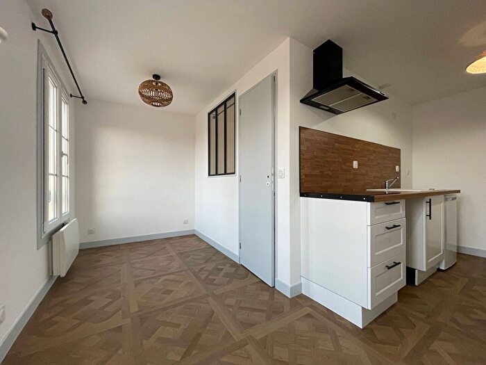 Appartement à louer - Montreuil, Versailles - 2 pièces - 1 chambre