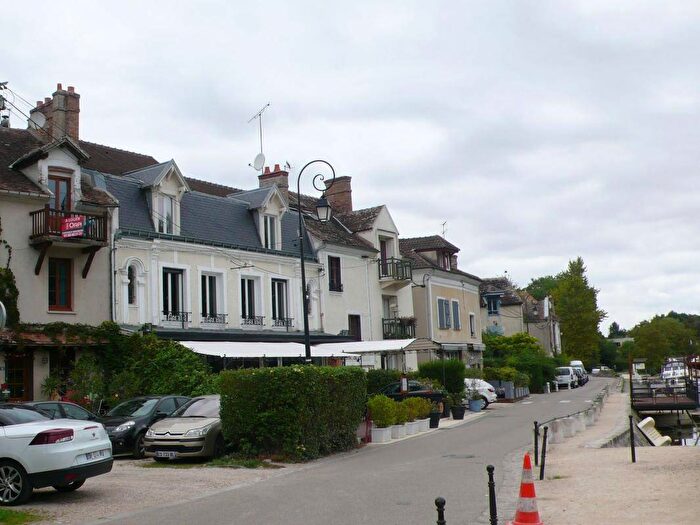 Maison à louer - Samois-sur-Seine - 3 pièces - 2 chambres