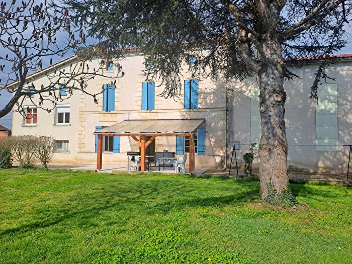 Maison à vendre - Sainte-Bazeille - 11 pièces - 5 chambres