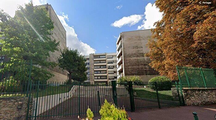 Appartement à louer - Haut et Centre, Cormeilles-en-Parisis - 1 pièce