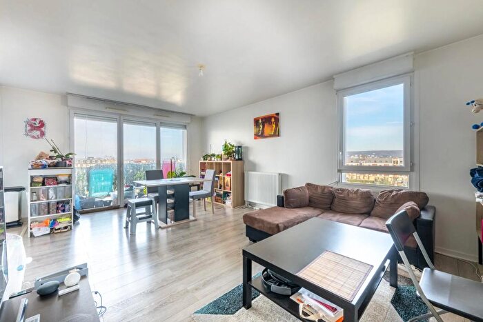 Appartement à vendre - Mantes-la-Jolie, Centre-ville - 3 pièces - 2 chambres