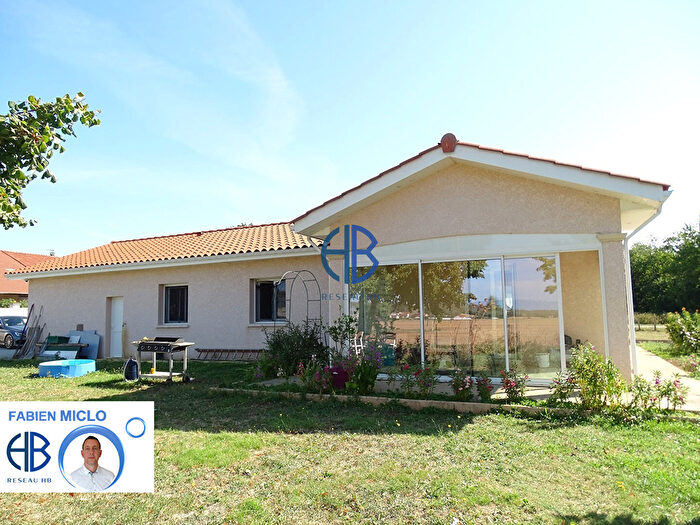 Maison à vendre - Beaurepaire - 5 pièces - 3 chambres