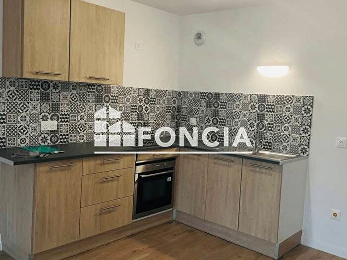 Appartement 3 pièces à louer - Cheminots-Acacias-Faubourg de Lille, Valenciennes