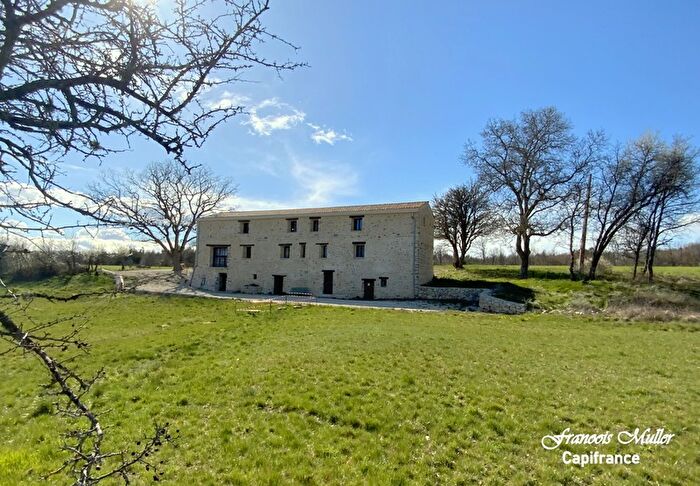 Maison à vendre - Redortiers - 12 pièces - 7 chambres