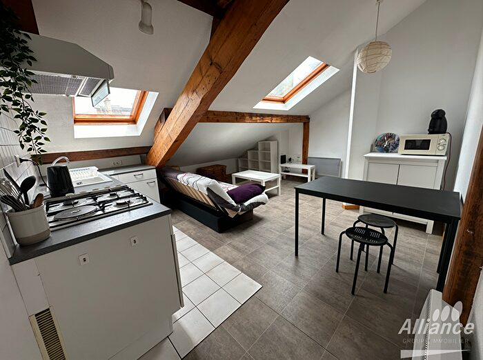 Appartement à louer - Belfort, Centre-ville, Fb de Montbéliard - 2 pièces - 1 chambre