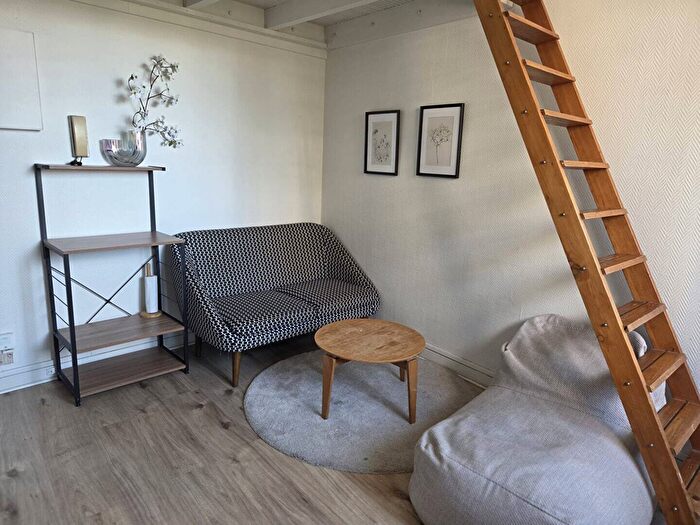 Appartement 1 pièce à Bécon, Courbevoie, à louer