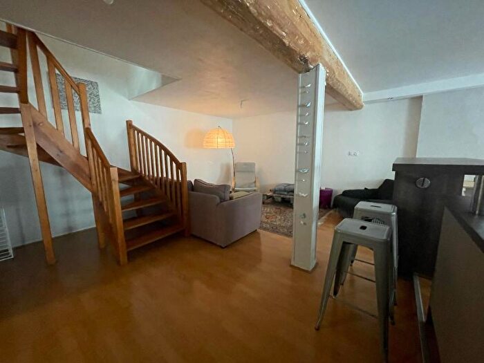 Appartement à louer - Saint-Étienne, Centre-ville, Peuple, Chavanelle - 5 pièces - 3 chambres