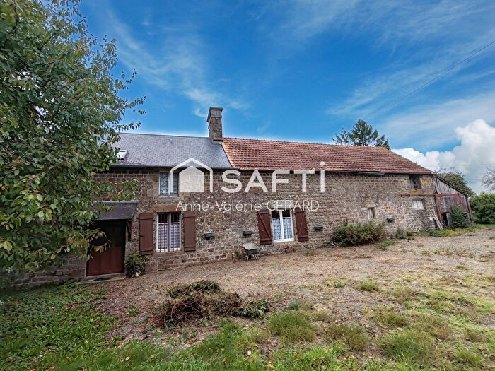 Maison à vendre - Buais - 5 pièces - 4 chambres