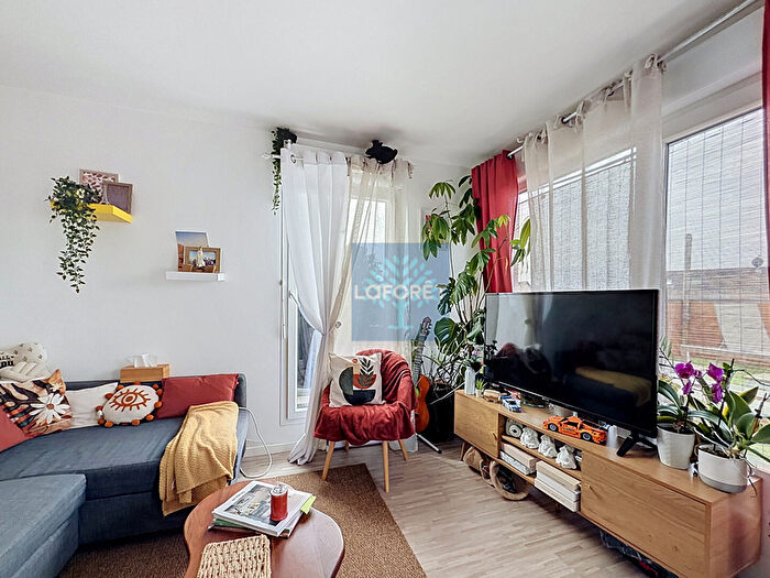 Appartement 2 pièces à Saint-Ouen-l'Aumône, Centre-ville, Prairie, à vendre
