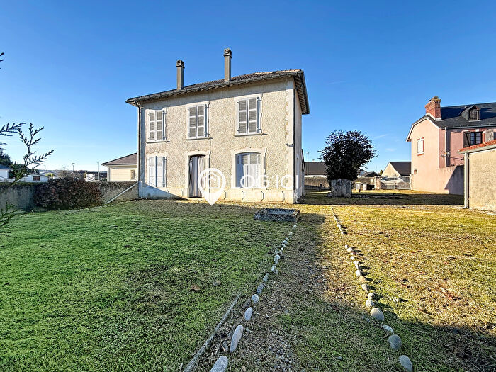 Maison à vendre - Boeil-Bezing - 4 pièces - 3 chambres