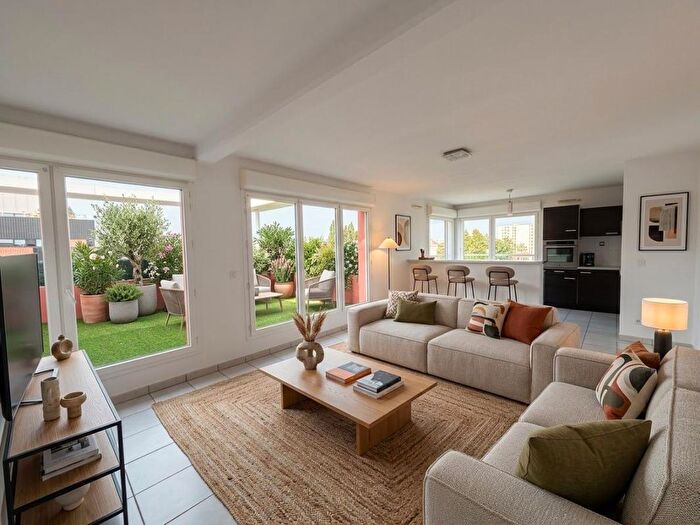 Pau, Pau Nord : Appartement 4 pièces à vendre