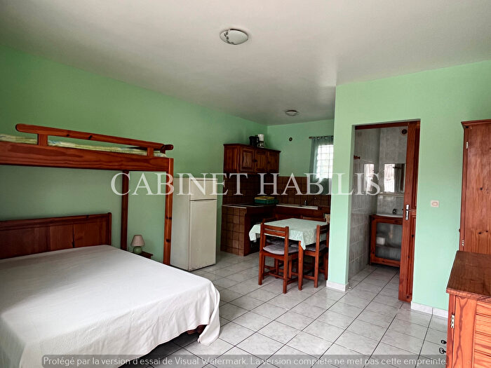 Appartement à louer - Le Tampon, Centre-ville - 1 pièce