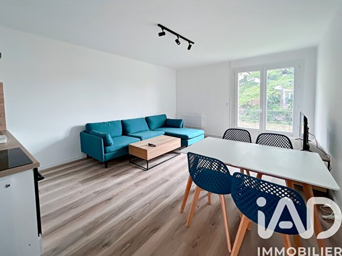 Appartement à louer - Bagnols-sur-Cèze, Bourgneuf - 4 pièces - 3 chambres