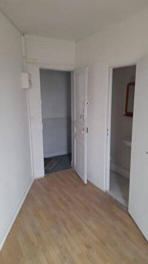 Plateau-Frais Rosset, Villeneuve-le-Roi : Appartement 2 pièces à louer
