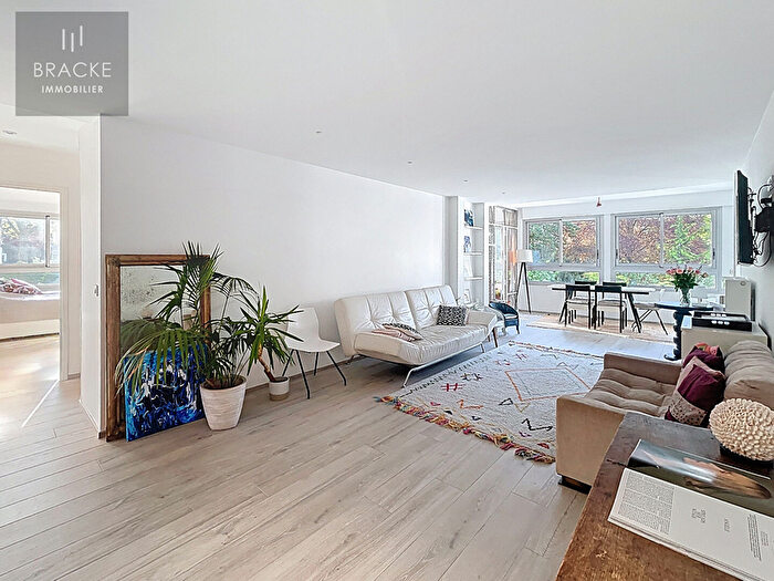 Appartement 5 pièces à vendre à Courbevoie, Hôtel de ville