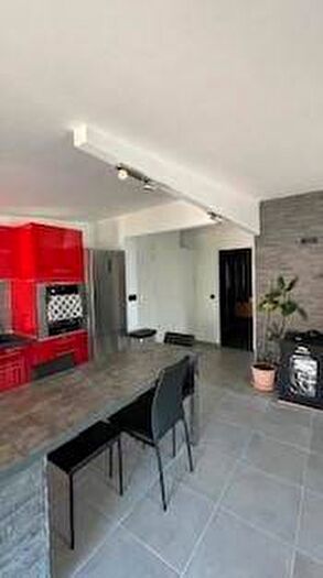 Peripherie Centre, Saint-Maximin-la-Sainte-Baume - Appartement 2 pièces à louer