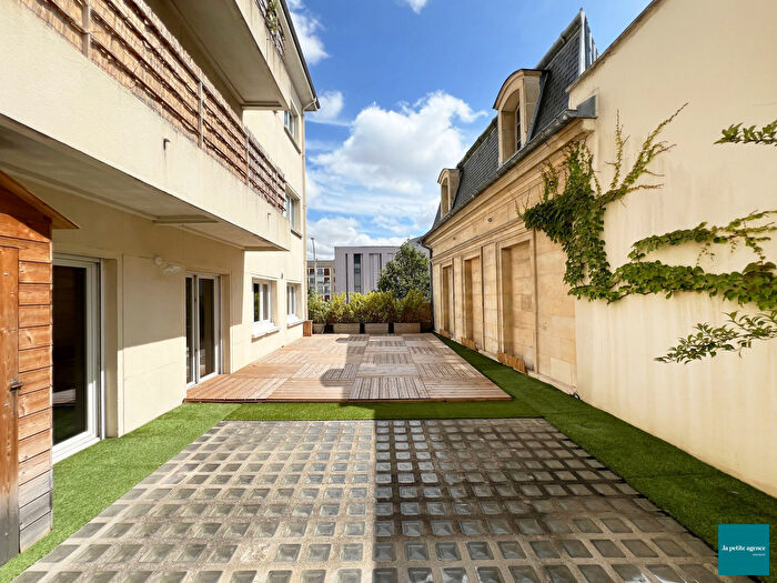 Appartement à louer - Caen - 6 pièces - 4 chambres