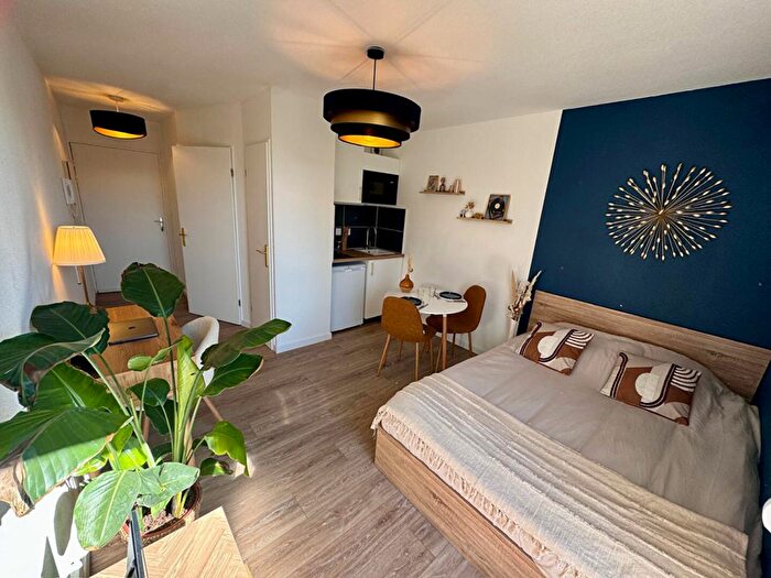Appartement à vendre - Orléans, Saint-Marc, Faubourg Bourgogne - 1 pièce