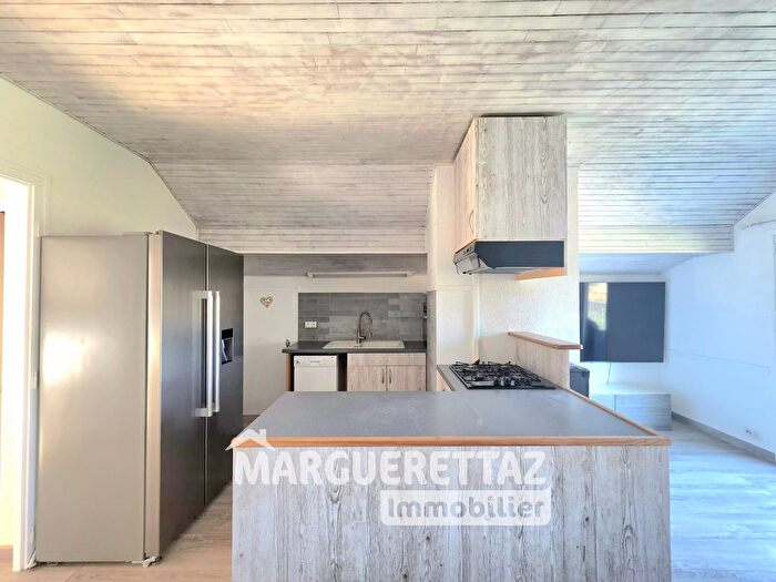 Appartement à vendre - Viuz-en-Sallaz - 3 pièces - 2 chambres