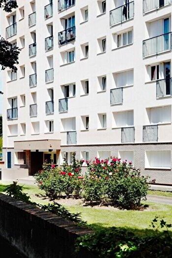 Appartement à louer - Matisse-Pierrelais, Châtillon - 2 pièces - 1 chambre