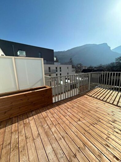 Appartement 3 pièces à louer à Cluses, La Sardagne