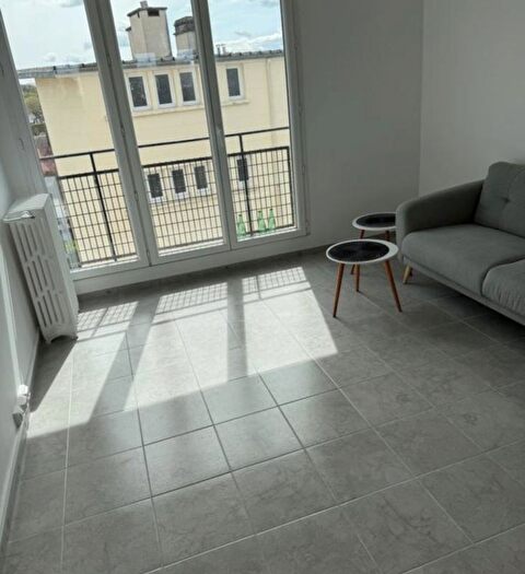 Appartement 3 pièces à Provins, Centre-ville, à louer