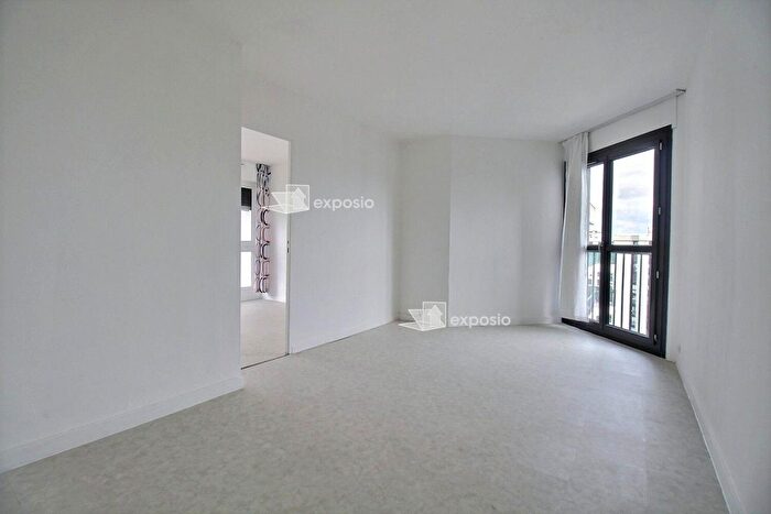 Appartement à vendre - Grigny, Grigny, Gare - 3 pièces - 2 chambres