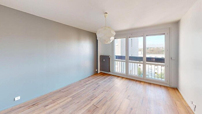 Appartement à louer - La Cotonne, Saint-Étienne - 2 pièces - 1 chambre
