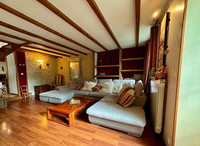 Maison à vendre - Asnières-la-Giraud - 8 pièces - 6 chambres