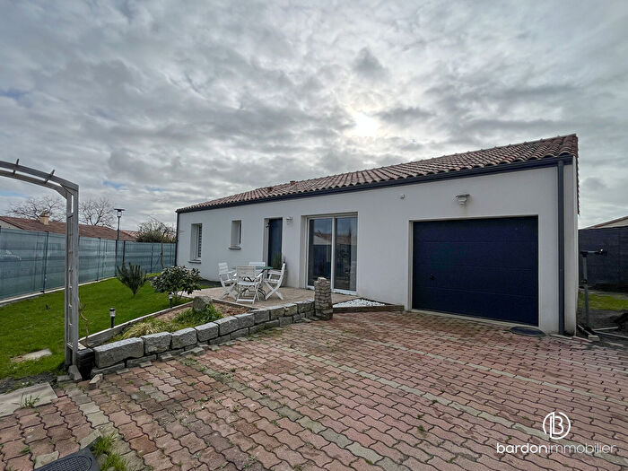 Maison à vendre - La Garnache - 5 pièces - 3 chambres