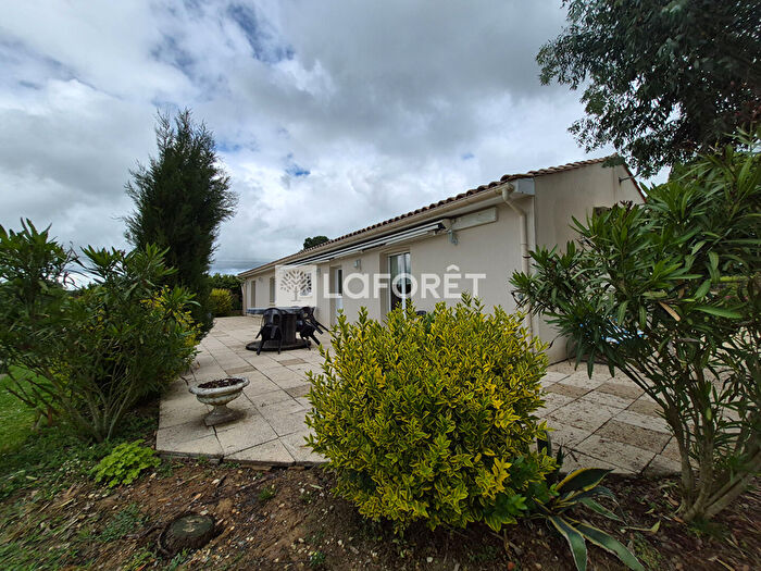 Maison 4 pièces à vendre à Rouffignac