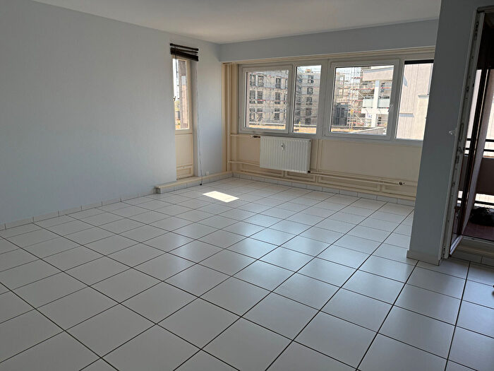 Appartement 2 pièces à louer à Strasbourg, Neudorf, Saint-Urbain, Landsberg