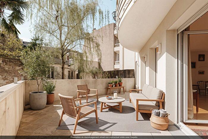 Appartement à vendre - Nantes, Centre-ville - 4 pièces - 2 chambres