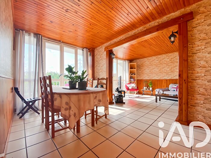 Appartement à vendre - Chelles, Noue-Brossard, Perichelles, Bel Air, Clos Roger - 4 pièces - 3 chambres