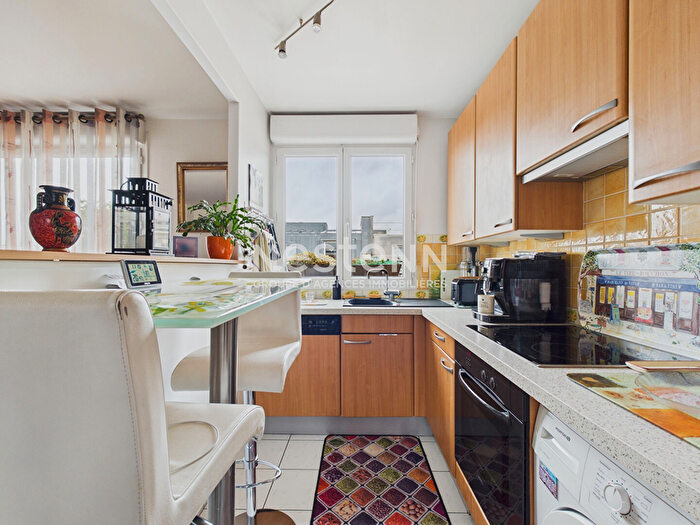 Appartement à vendre - Paris e , La Villette, Porte de Pantin - 3 pièces - 2 chambres