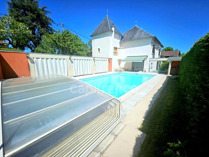 Maison à vendre - Lezoux - 8 pièces - 4 chambres