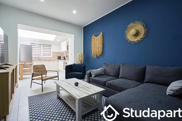 Appartement à louer - Hellemmes-Centre, Lille - 1 pièce - 1 chambre