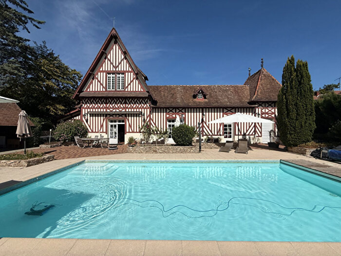 Maison 12 pièces à Évry, Bras de Fer, à vendre