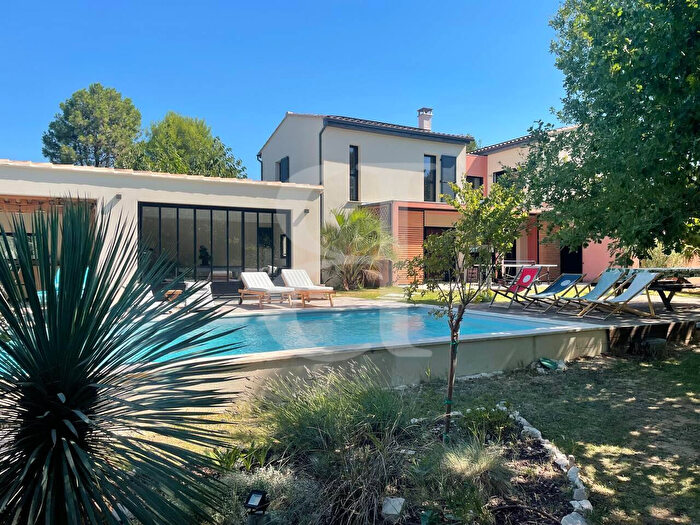 Maison à vendre - Sainte-Cécile-les-Vignes - 6 pièces - 5 chambres