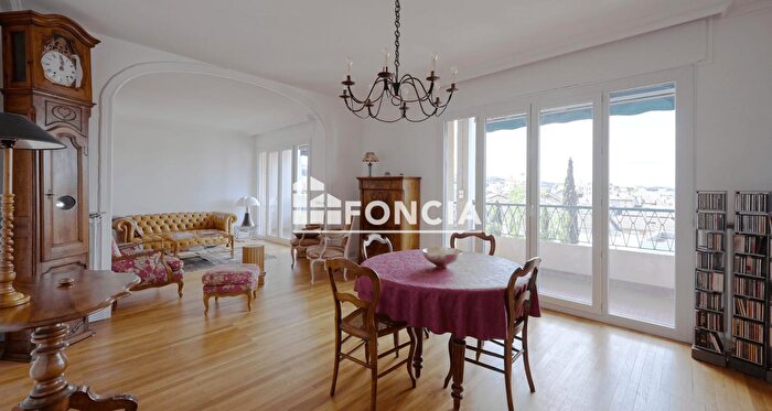 Appartement 4 pièces à vendre à Bourgoin-Jallieu, Centre-ville, Pont Saint-Michel