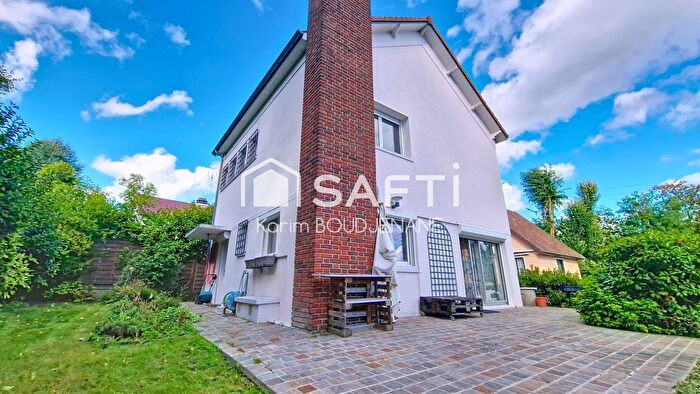 Maison à vendre - Montmorency, Centre Montmorency - 5 pièces - 5 chambres