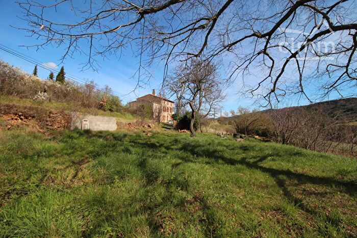 Maison à vendre - Rouvenac - 8 pièces - 4 chambres